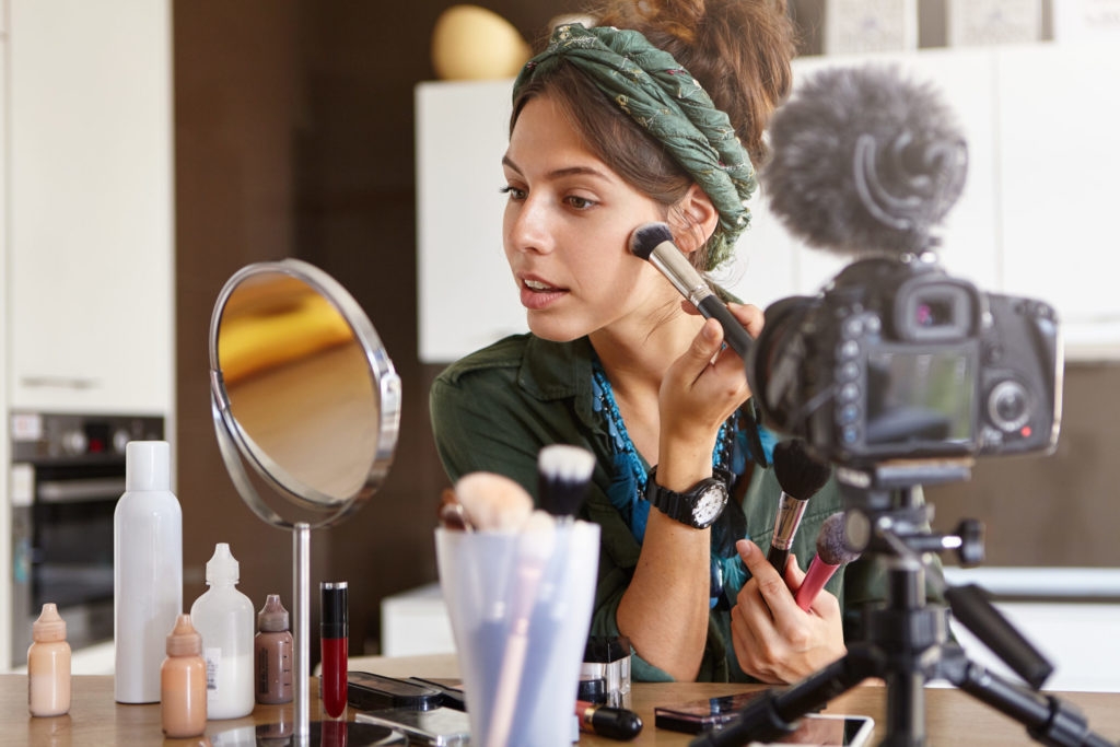 How To Make a Product Video - 10Musica